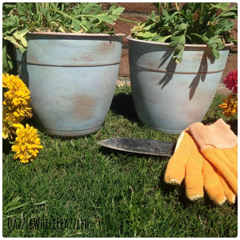 How to Make New Plastic Pots Look Old with Paint
